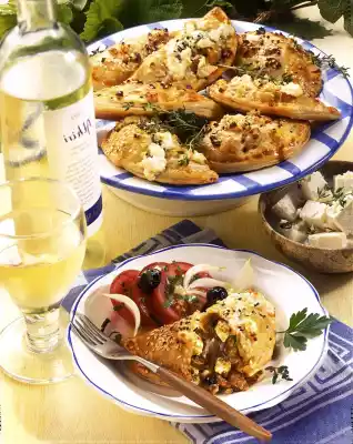 Puff Pastry Pockets With Feta Gyros Filling Recipe